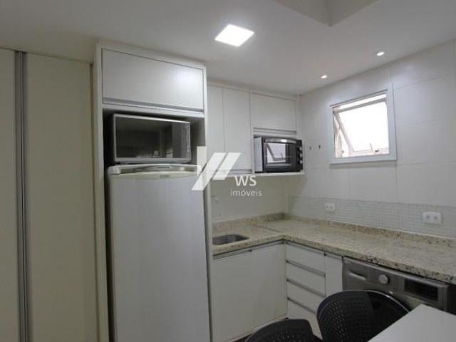 Studio Mobiliado com vaga de garagem coberta!