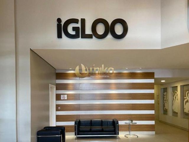 Studio mobiliado com vaga de garagem no Ed. IGLOO