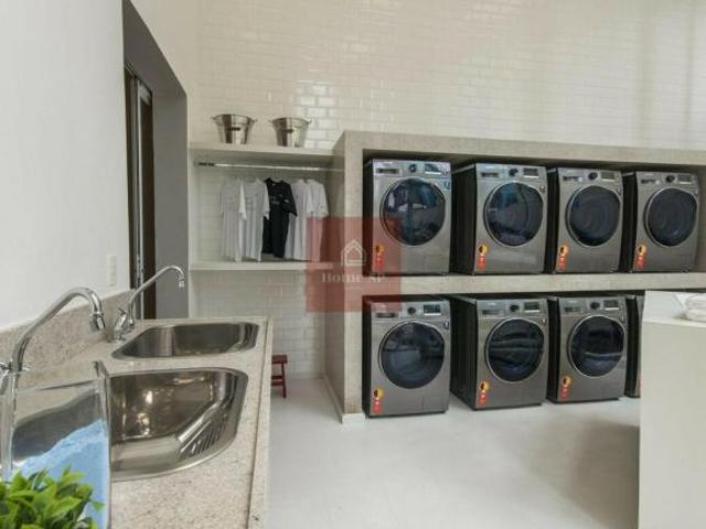 Studio mobiliado com vaga