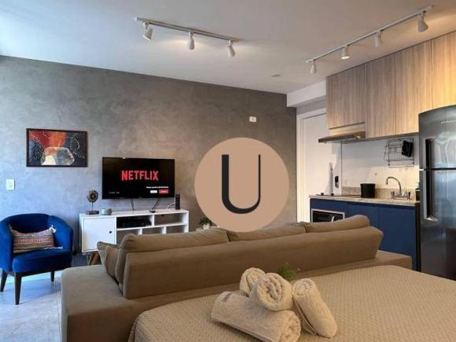 Studio Mobiliado com Varanda Gourmet – Vila Madalena / Pinheiros
