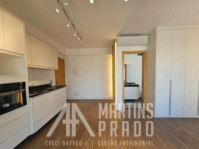 Studio mobiliado com direito a uma vaga de garagem!