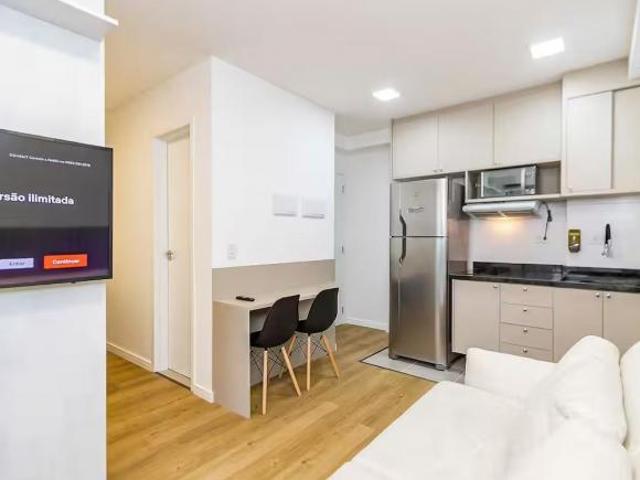 Studio Mobiliado com Garagem no Centro de Curitiba – Pronto para Airbnb!