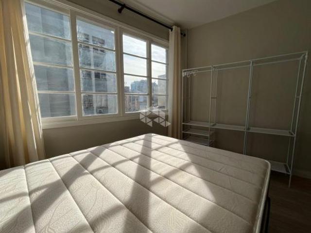 Studio mobiliado e reformado no Centro Histórico