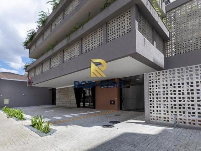STUDIO MOBILIADO 24,01 M² NO CENTRO DE CURITIBA