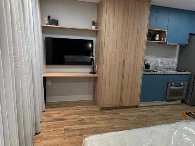 Studio moderno em condomínio de luxo em São Paulo SP, no Jardim das Acácias: 1 quarto, 1 banheiro, 2