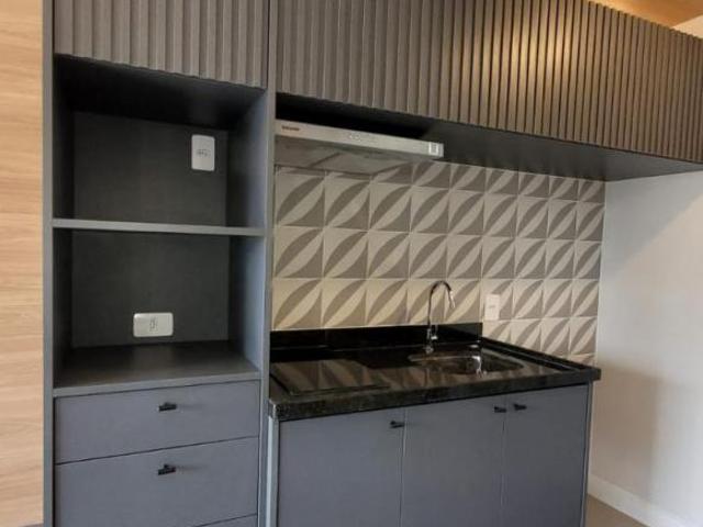 Studio moderno num bairro em evolução