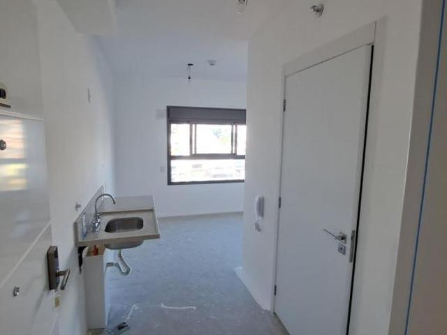 Studio novo ao lado do metro Alto do Ipiranga baixou valor