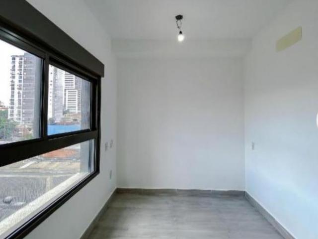 Studio novo ao lado do metro Alto do Ipiranga baixou valor