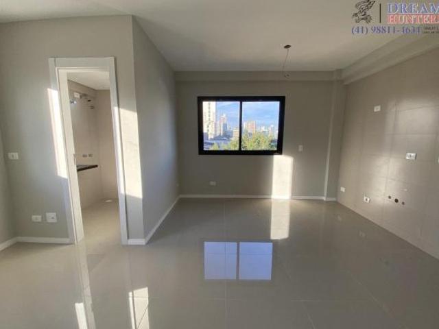 Studio Novo, com 28m², Bairro Centro, Curitiba