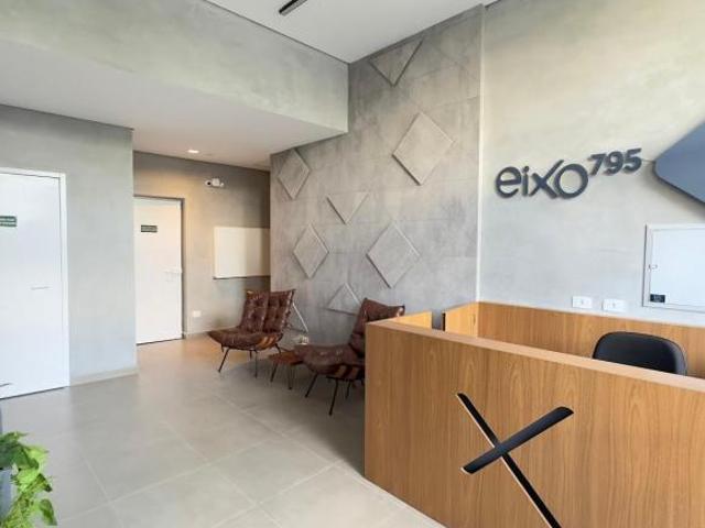 Studio NOVO mobiliado de 28 m² com 1 vaga no Cristo Rei