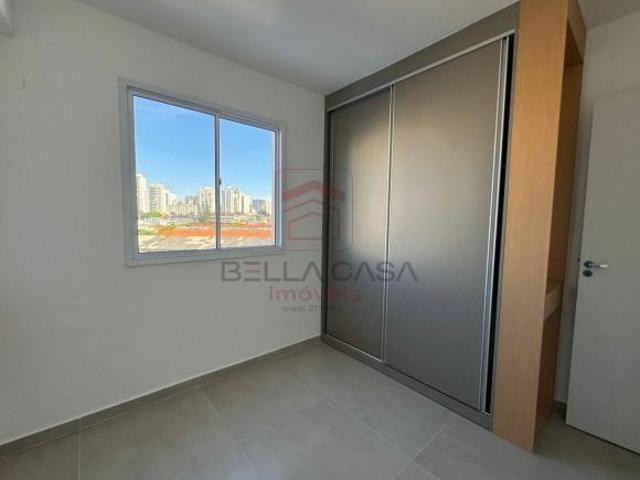 Studio novo na rua Tobias Barreto com varanda