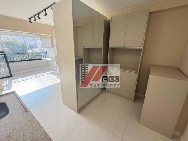 Studio novo repleto de móveis planejados, ar condicionado e lazer completo ao lado do Metrô Sacomã