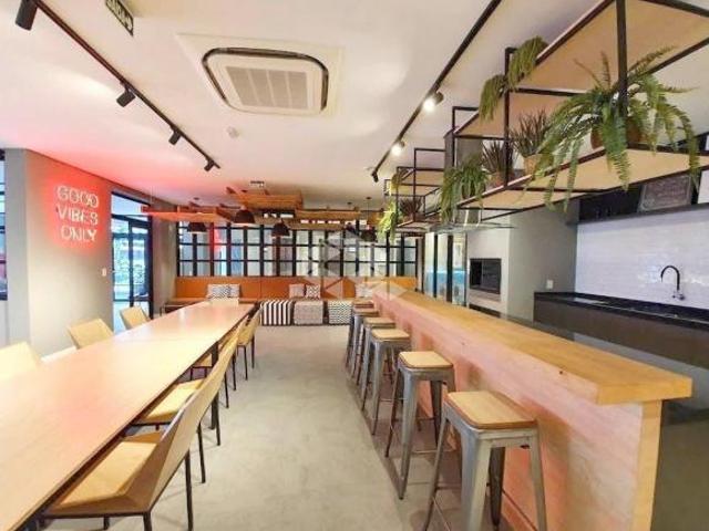 Studio no coração da Cidade Baixa, com 34m² de espaço privativo