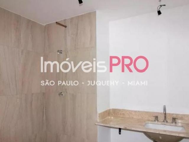 Studio no Campo Belo com 32m² em condomínio novo perto do metrô