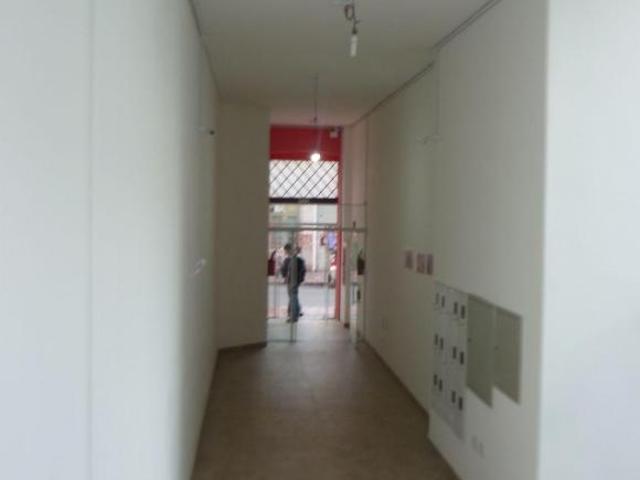 Studio no Centro, novo, próximo a UFPR, andar alto, elevador, semimobiliado