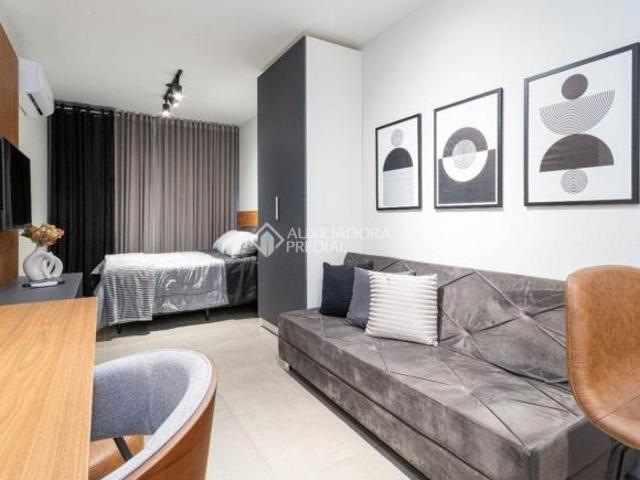 STUDIO NO CENTRO HISTÓRICO, 100% MOBILIADO ACEITA CARRO