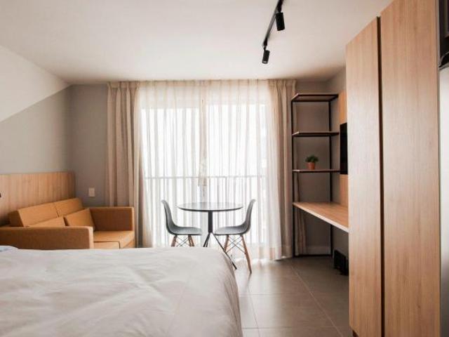 Studio no bairro Auxiliadora, em Porto Alegre