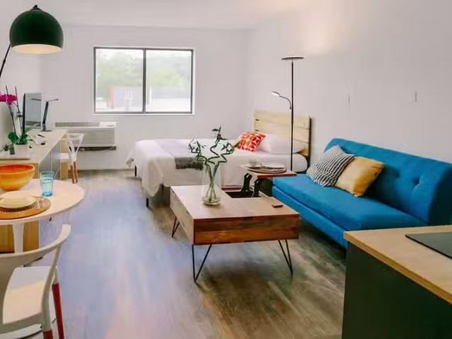 Studio non ADA 275 Research Pkwy