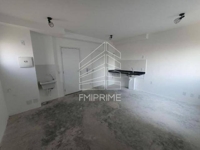 STUDIO NA AV. POMPÉIA