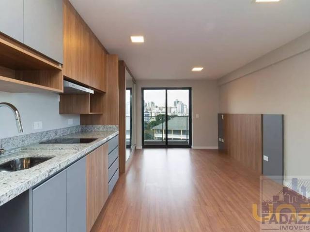 Studio na Presidente Getúlio Vargas Água Verde Curitiba PR, aluguel por R$ 2.200