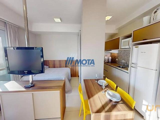 Studio na Visconde de Guarapuava Centro Curitiba PR, aluguel por R$ 1.990