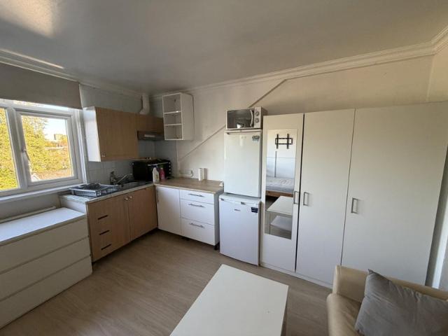 Studio Near Rectory Rd | Bills & WiFi Included