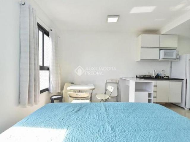 STUDIO SÃO PAULO LIBERDADE