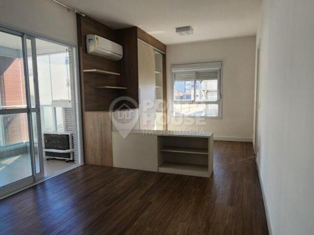 Studio semi mobiliado à venda 300 metros do metrô Ana Rosa com 1 vaga de garagem