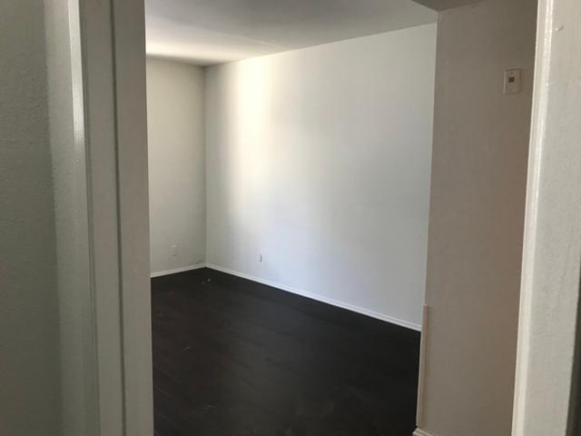 Studio Sized Master Suite in K Town – Utilities Included $1,375