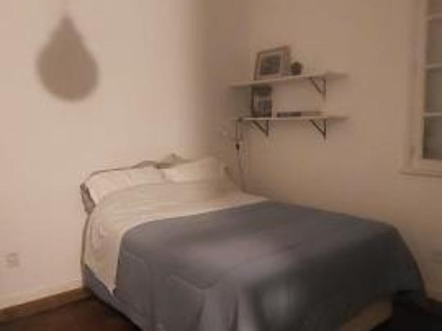 Studio: Silencioso, Inteiro, e Decorado, pronto pra Voce