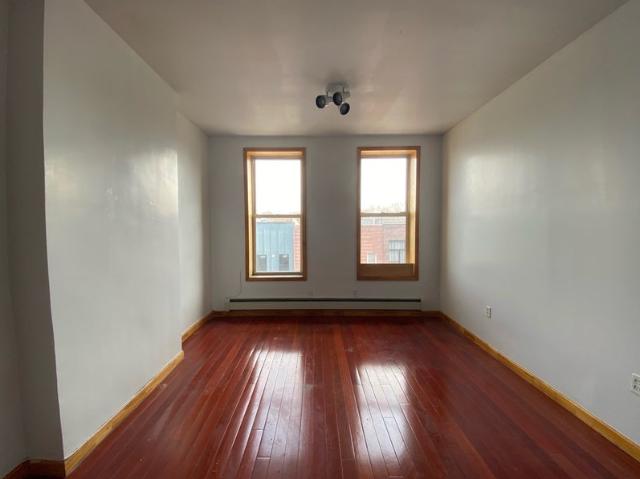 Studio style bedroom with private bath Troutman