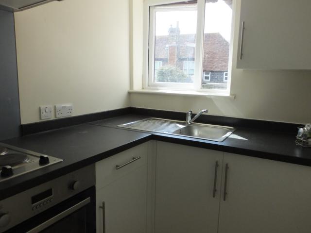 Studio St Nicholas Lane, Lewes, BN7 2JZ Bradley Property Management