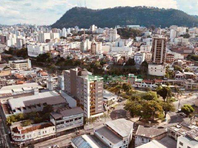 Studio para Venda em Juiz de Fora, Mariano Procópio, 1 dormitório, 1 banheiro, 1 vaga