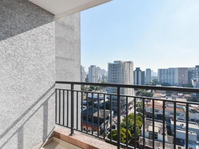 Studio para venda em Moema com 1 quarto, 27m²