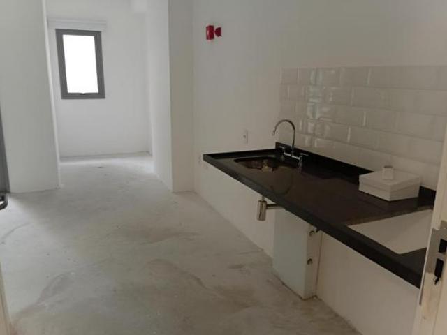 Studio para venda em Moema com 1 quarto, 29m²