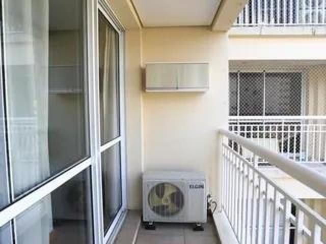 Studio para Venda em São Paulo, Jardim Ampliação, 1 dormitório, 1 banheiro, 1 vaga