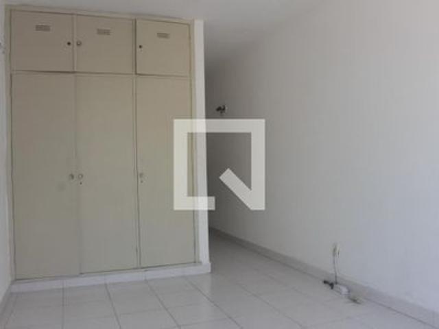 Studio para alugar com 26m², 1 quarto e sem vaga
