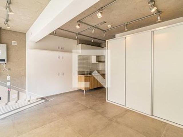 Studio para alugar com 28m², 0 quarto e sem vaga