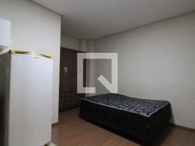 Studio para alugar com 28m², 1 quarto e sem vaga