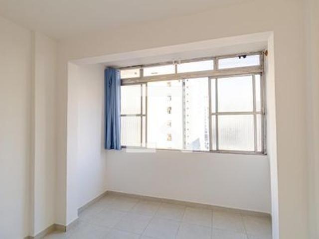 Studio para alugar com 28m², 1 quarto e sem vaga