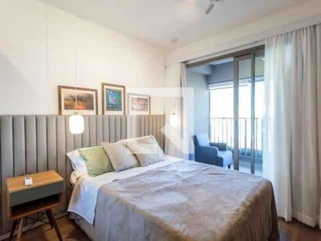 Studio para alugar com 29m², 1 quarto e sem vaga