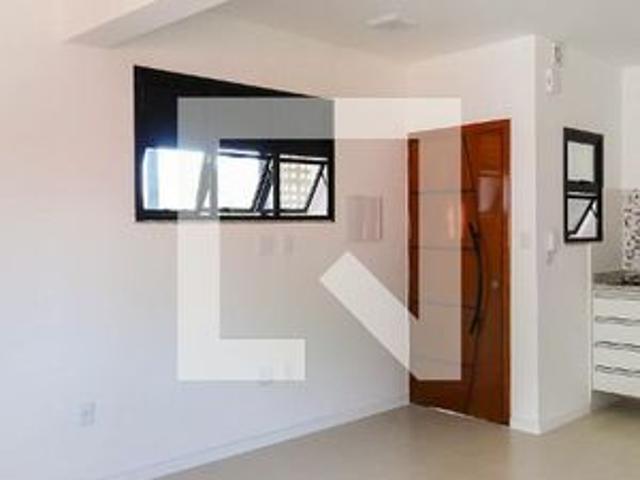 Studio para alugar com 34m², 1 quarto e sem vaga