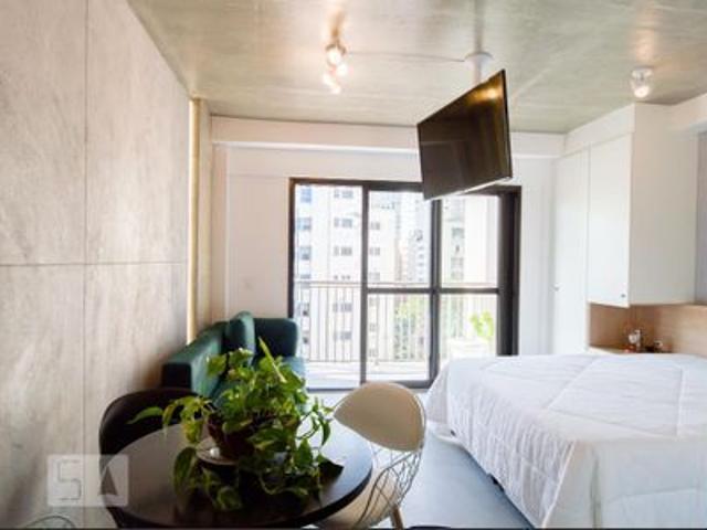 Studio para alugar com 32m², 1 quarto e sem vaga