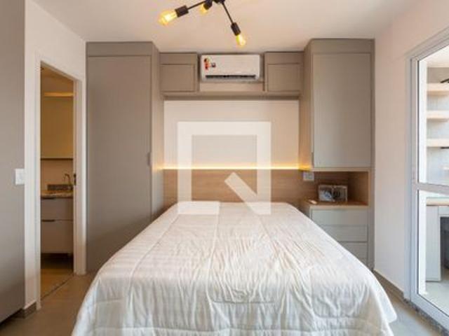 Studio para alugar com 32m², 1 quarto e 1 vaga