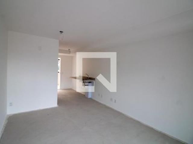 Studio para alugar com 33m², 1 quarto e sem vaga