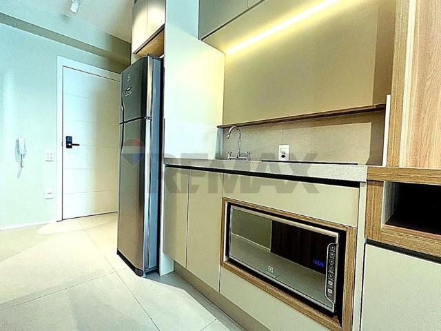Studio pronto e mobilado. Alugue luxuoso apartamento. Metrô Brooklin