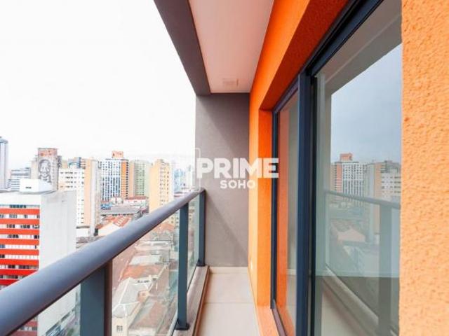 Studio Pronto para Morar ou Investir no Centro de Curitiba