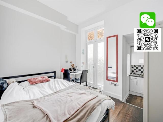 studio property to let