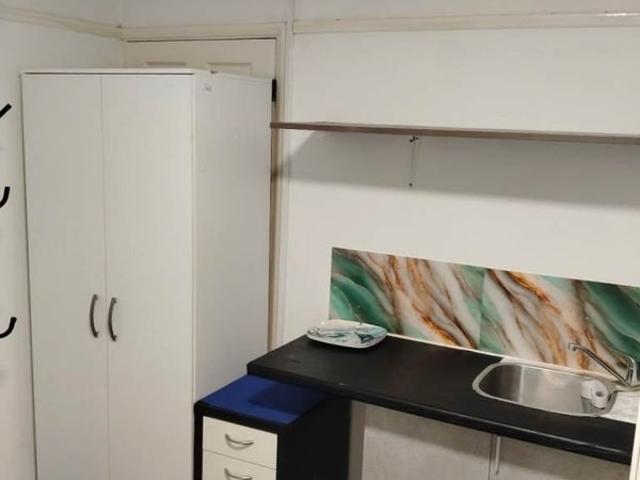 Studio Room
