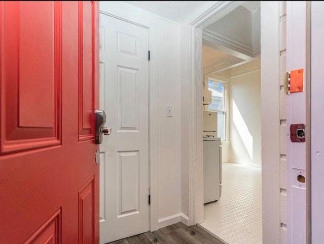 Studio with WASHERDRYER and Stylish !